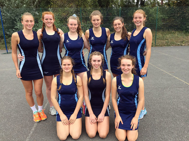 Under 16 Netball team through to the County Finals - The Maynard School