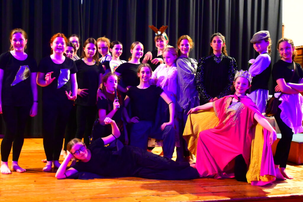 An enchanting performance of The Snow Queen - The Maynard School