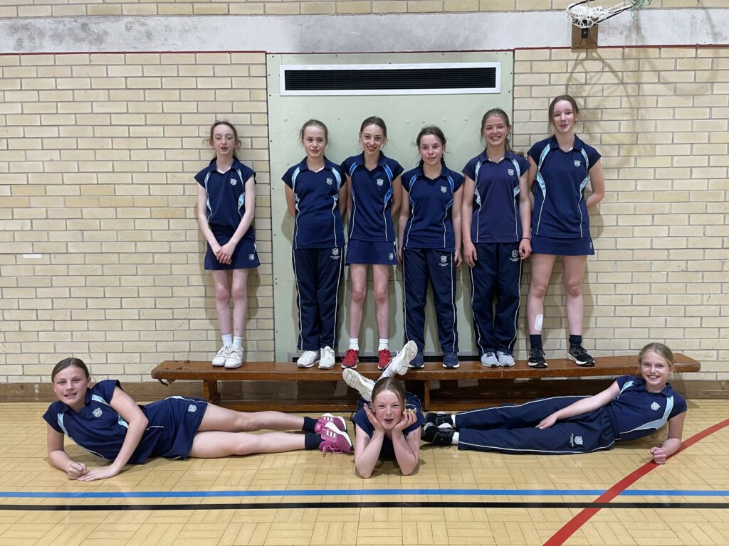 U12s and U15s adapted rounders - The Maynard School