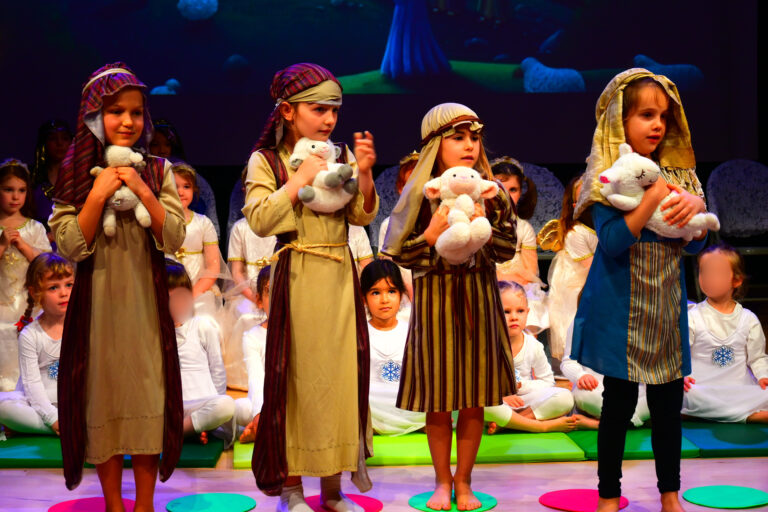 'Whoops-a-Daisy Angel' Pre-Prep Christmas Show - The Maynard School